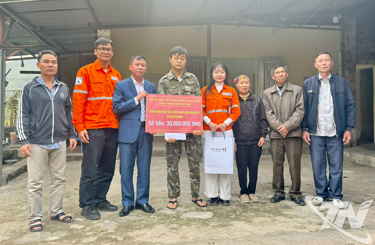 Công ty Núi Pháo hỗ trợ sửa chữa Nhà đại đoàn kết và xây dựng công ...